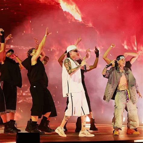 El fenómeno Peso Pluma arrasa en Coachella con invitados de lujo y