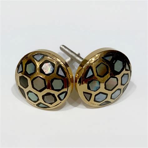 Golden Cabinet Knobs Pulls Brass And Shell S Dwyer Home Collection