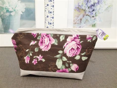 Tutorial Diy Passo à Passo Bolsa Necessaire de Tecido Floral