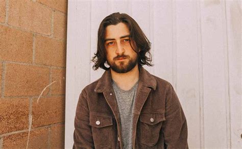 Homesick Playlist Winter 2022 ≥ Next Magazine