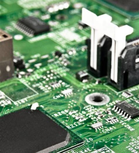 Tech And Gadgets Howcast