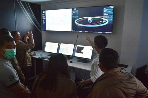 วิทยาลัยการเมืองการปกครองสถาบันพระปกเกล้าเข้าเยี่ยมชมภารกิจนวัตกรรมเทคโนโลยีด้านอากาศและอวกาศของ