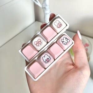 Pink Desktop Mechanical Keyboard Fidget Toy Key Sensory Fidget Toy With Creamy Switches Pink