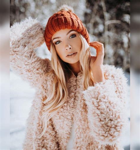 عکس پروفایل دخترونه زمستانی و در برف شیک ، لاکچری و خاص