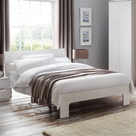 Manhattan White Gloss Wooden Bed Frame Ft Double