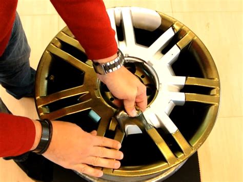 Vídeo De Como Quitar Plastidip De Una Llanta De Coche