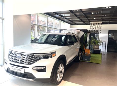 포드세일즈서비스코리아의 공식 딜러사인 더파크모터스는 오는 10월까지 광교 전시장을 시작으로 원주 전시장과 의정부 전시장까지 총 3곳에서 익스플로러와 도메틱코리아 콜라보 캠핑