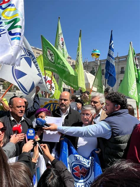 Mesa del Sector Público de la CUT entregó propuesta de reajuste 2024 al