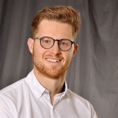 Simon Schmitz Medium