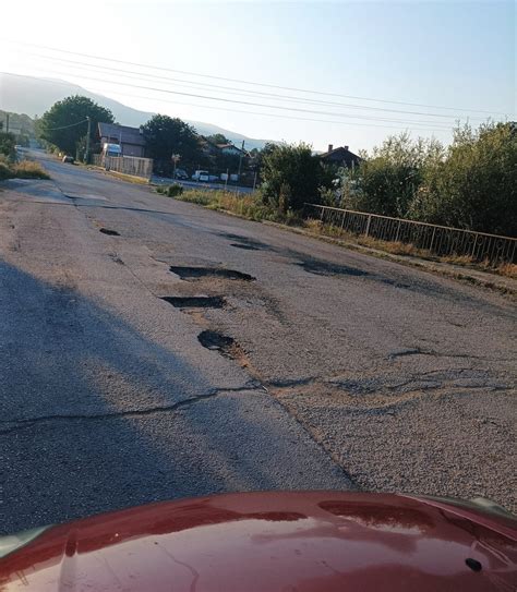 Какво става по селата в Перник Водоноска изми селска улица укрепват