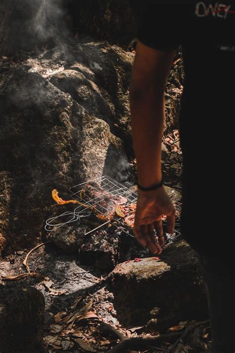 Gambar Batu Api Angela Wright