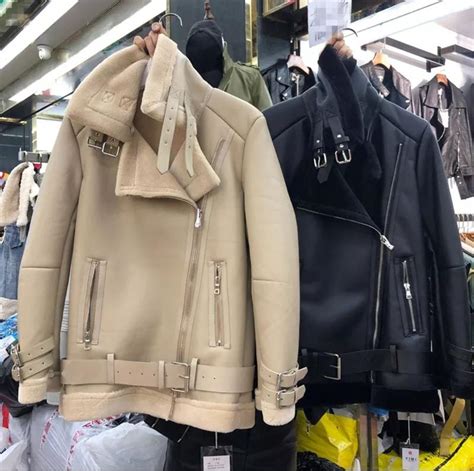 Дубленка косуха оверсайз — цена 2199 грн в каталоге Дубленки Купить женские вещи по доступной