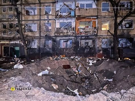 Атака Росії на Київ балістичними ракетами багато поранених палали