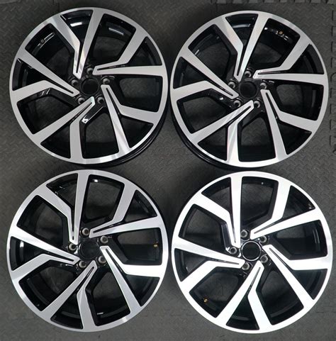 VW Golf MK7 Clubsport Brescia 5G0601025CL OEM Alloy Wheels