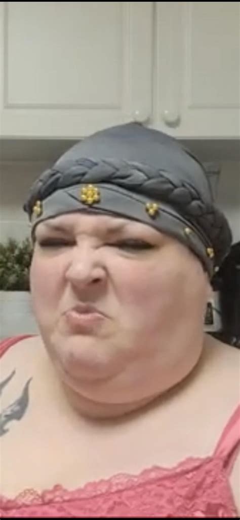 When You Smell Under That Fupa Rfoodiebeauty