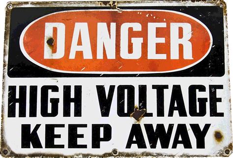 Danger High Voltage Peligro Alto Voltaje