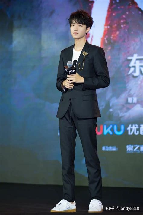 天坑鹰猎剧照 知乎