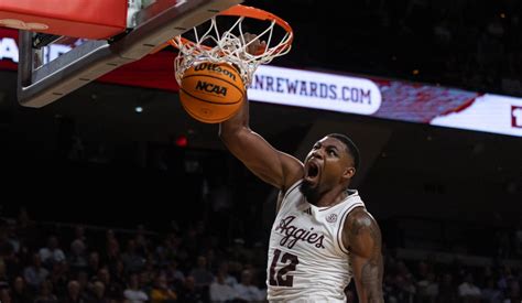 Aandm Names Holmon Wiggins As Next Offensive Coordinator The Battalion