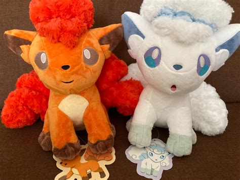 ポケモンセンター ロコン アローラロコン ふわふわぬいぐるみ セット 2022春の新作 7130円 Swimmainjp