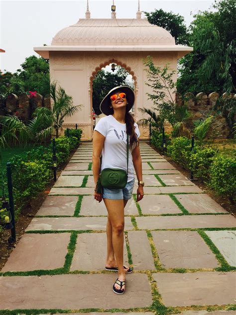 Isha Koppikars Feet