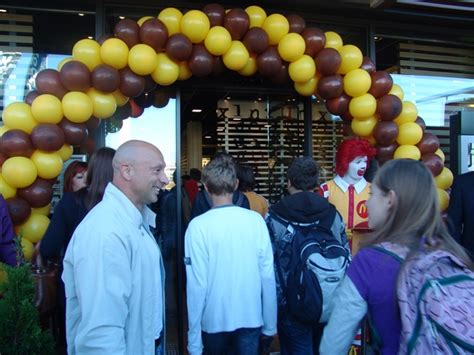 Sisak Dobio Najmoderniji Mcdonalds Restoran U Hrvatskoj Grad Sisak