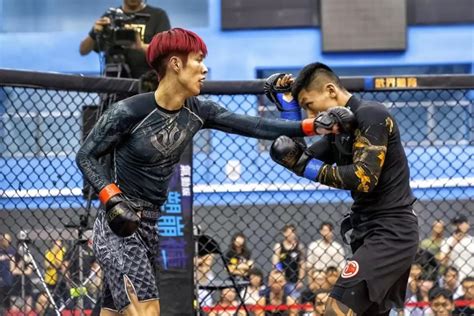 格鬥》「鬼殺隊隊長」李育昇人氣超旺 Wotd系列賽事創下8連勝