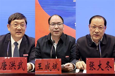 江苏教育 教育要闻 全省教育系统传达学习2023年全国两会精神报告会召开
