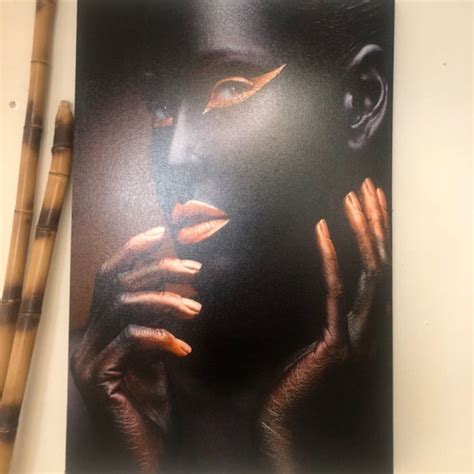 کمدا قیمت و خرید تابلو رنگ مشکی زمینه با رنگ طلایی سایز 1متر در1 وزن