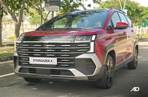 Hyundai Unveils The Updated Stargazer Mpv Autodeal