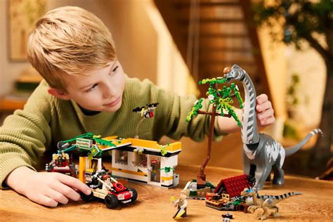 76973 Raptor And Titanosaurus Tracking Mission Box Of Bricks