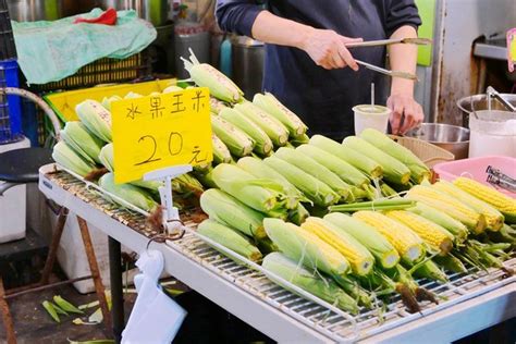 天天大排隊！台中超人氣水煮玉米攤 口感甜脆飽滿又多汁 Ettoday旅遊雲 Ettoday新聞雲