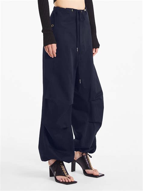 In Nyc Bella Hadid Makes A Case For Low Slung Parachute Pants