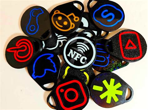 Nfc Tags With Social Media Logos By Pocketrush Makerworld