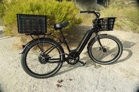 Review Electric Bike Companys Model E Is An Affordable Us Built E Bike For Nearly Everyone