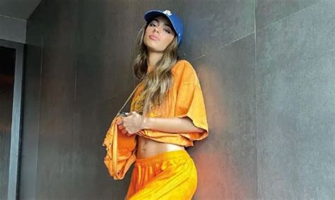 Tini Stoessel Conecta Con Sus Fans