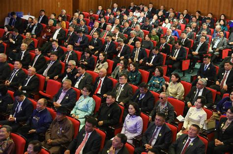 У Хүрэлсүх Сэргээгдэх болон цэвэр эрчим хүчний эх үүсвэрийг нэмэгдүүлэх шаардлагатай байна