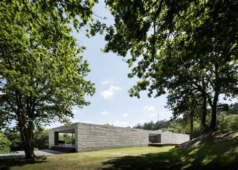 Casa De Sambade By Spaceworkers Stretches Along A Terraced Plot
