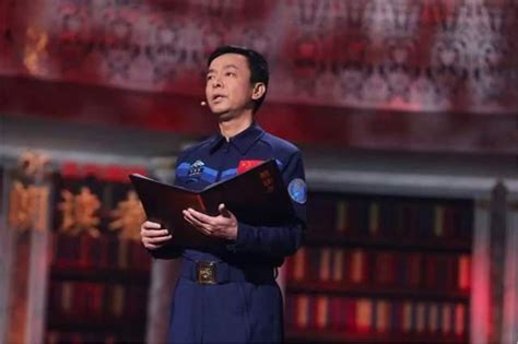 神十五乘组确定费俊龙邓清明张陆 为啥没女航天员新闻频道中华网