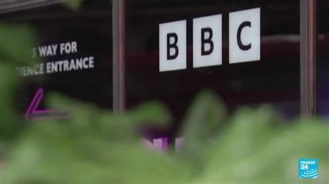 World Bbc Restarts Inquiry Into Sex Pictures Scandal As Star Named