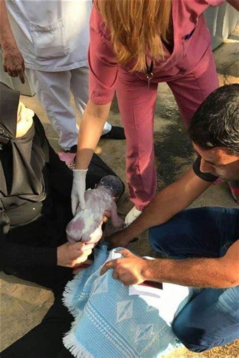 Suriyeli Hamile Kadını Hastaneye Almadılar