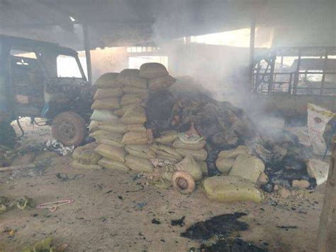 အုတ်ဖိုမြို့နယ်၊ ကြို့ကိုးပင်ရွာကို စစ်တပ်က မီးရှို့ဖျက်ဆီးမှု နေအိမ် ၇ လုံး မီးလောင် ပြာကျပြီး