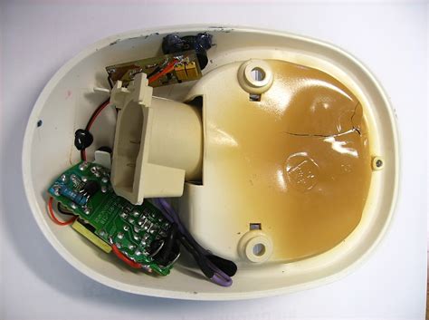 Refrigerator Alarm Based On Pic12f509 Pic12f675 Microcontroller