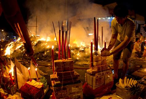 30 Things That Are Believed To Be Totally Taboo During The Hungry Ghost