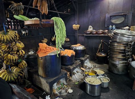 Warung Kopi Klotok Kaliurang Jogja Harga Menu Rute Dan Daya Tarik