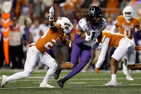 No 4 Tcu Tops No 18 Texas 17 10 To Earn Big 12 Title Berth Cbs Dfw