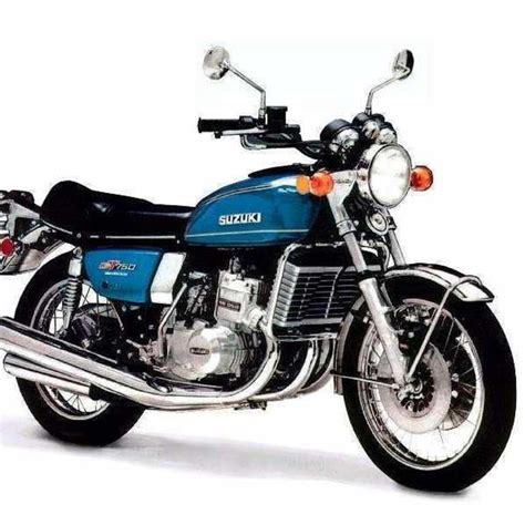 Suzuki Gt 750 E Kawasaki H2 750 Tutte Le Serie E Il Restauro Con Nico