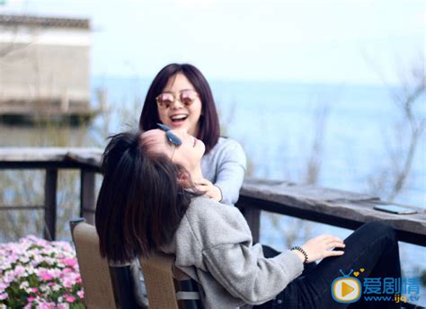 《最好的我們》將播 譚松韻董晴姐妹花片場花絮欣賞 劇情網
