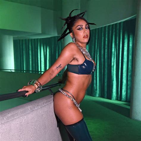 Lourdes Leons Tattoos A Guide Ps Beauty