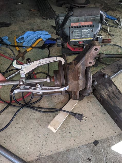 Stuck Rear Axle Stubs Xweb Forums V3