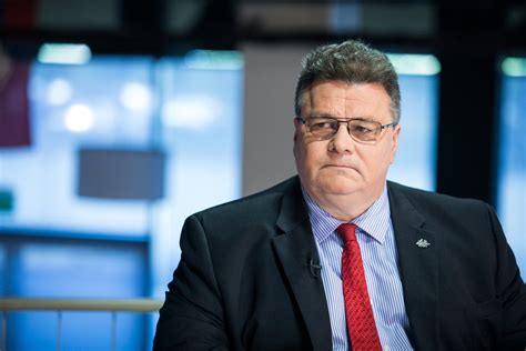 Linas Linkevičius Kviečiu į Diskusiją Prie Europos Joninių Laužo Delfi